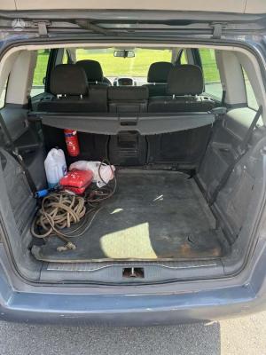 Blue Opel Zafira 2008 in Kaunas, with an engine capacity of 1.91 L and mileage of 258 thousand km for 1300 €, photo 16 on AUTOMOTO.COM.LV