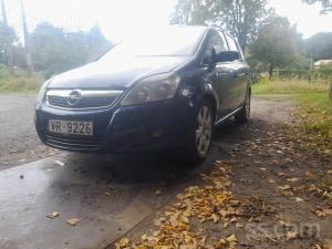 Blue Opel Zafira 2008 in Riga, with an engine capacity of 1.90 L and mileage of 423 thousand km for 1990 €, photo 3 on AUTOMOTO.COM.LV