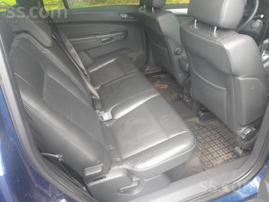 Blue Opel Zafira 2008 in Riga, with an engine capacity of 1.90 L and mileage of 423 thousand km for 1990 €, photo 8 on AUTOMOTO.COM.LV