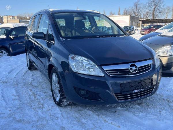 Blue Opel Zafira 2009 in Kretinga, with an engine capacity of 1.69 L and mileage of 230 thousand km for 3350 €, photo 3 on AUTOMOTO.COM.LV
