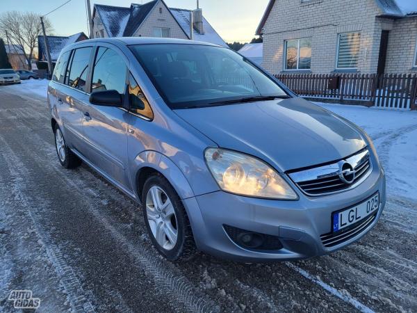Blue Opel Zafira 2009 in Alytus, with an engine capacity of 1.90 L and mileage of 290 thousand km for 1550 €, photo 1 on AUTOMOTO.COM.LV