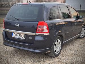 Zils Opel Zafira 2009 Rīga, ar dzinēja tilpumu 1.80 L un nobraukumu 267 tūkst. km par 2850 €, foto 10 vietnē AUTOMOTO.COM.LV