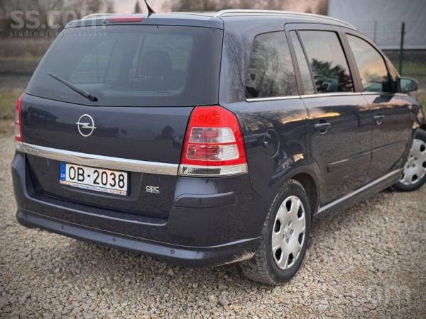Zils Opel Zafira 2009 Rīga, ar dzinēja tilpumu 1.80 L un nobraukumu 267 tūkst. km par 2550 €, foto 10 vietnē AUTOMOTO.COM.LV