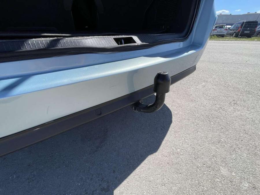 Blue Opel Zafira 2009 in Siauliai, with an engine capacity of 1.91 L and mileage of 273 thousand km for 2450 €, photo 11 on AUTOMOTO.COM.LV
