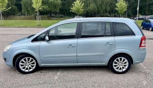 Blue Opel Zafira 2009 in Vilnius, with an engine capacity of 1.69 L and mileage of 331 thousand km for 1350 €, photo 4 on AUTOMOTO.COM.LV