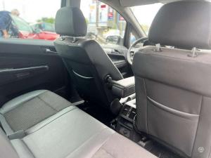 Blue Opel Zafira 2009 in Vilnius, with an engine capacity of 1.69 L and mileage of 331 thousand km for 1350 €, photo 14 on AUTOMOTO.COM.LV
