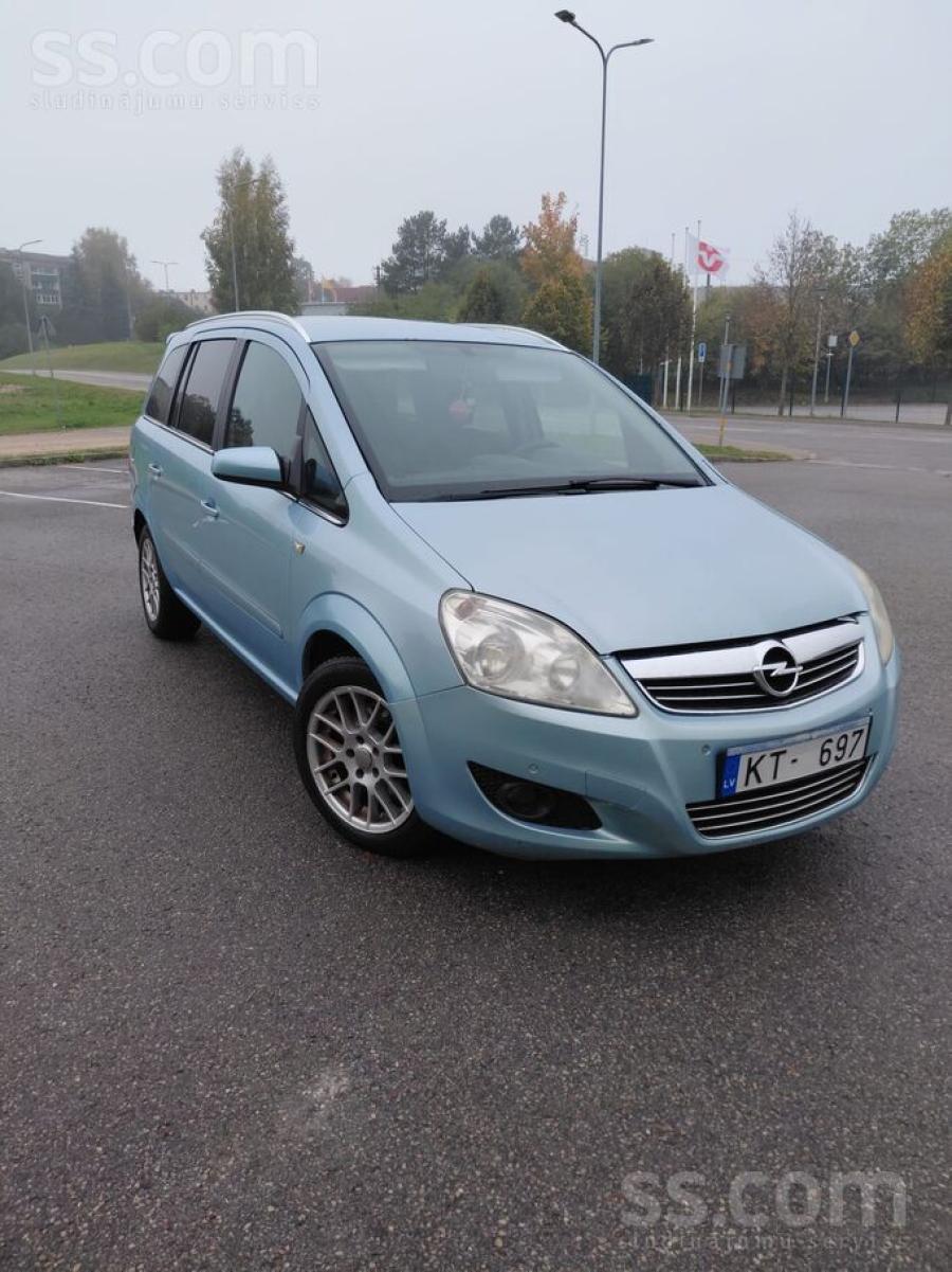 Zils Opel Zafira 2009 Tukums, ar dzinēja tilpumu 1.70 L un nobraukumu 310 tūkst. km par 1450 €, foto 3 vietnē AUTOMOTO.COM.LV
