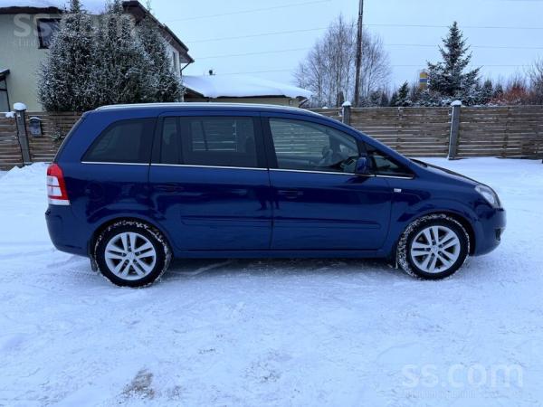Zils Opel Zafira 2010 Saldus, ar dzinēja tilpumu 1.70 L un nobraukumu 290 tūkst. km par 2850 €, foto 4 vietnē AUTOMOTO.COM.LV