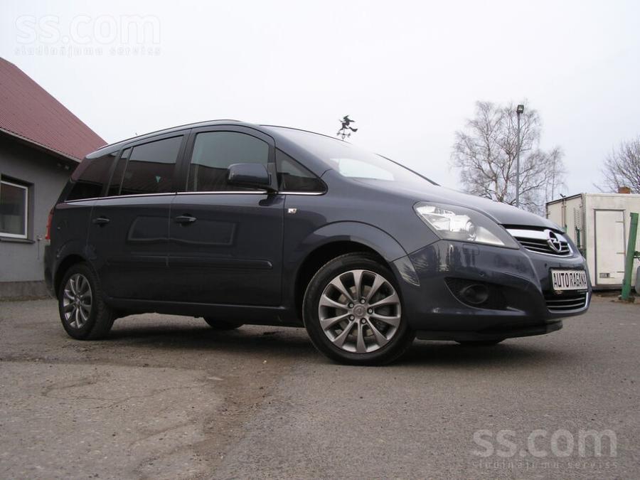 Zils Opel Zafira 2010 Rīga, ar dzinēja tilpumu 1.80 L un nobraukumu 0 tūkst. km par 5750 €, foto 1 vietnē AUTOMOTO.COM.LV