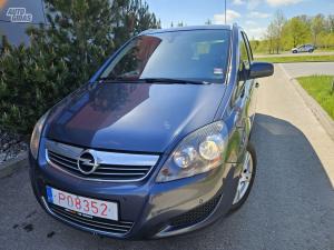 Blue Opel Zafira 2010 in Kluonaliai, with an engine capacity of 1.70 L and mileage of 300 thousand km for 1899 €, photo 3 on AUTOMOTO.COM.LV