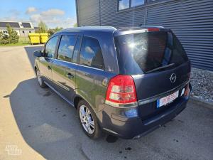 Blue Opel Zafira 2010 in Kluonaliai, with an engine capacity of 1.70 L and mileage of 300 thousand km for 1899 €, photo 7 on AUTOMOTO.COM.LV