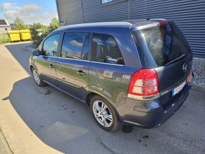 Blue Opel Zafira 2010 in Kluonaliai, with an engine capacity of 1.70 L and mileage of 300 thousand km for 1899 €, photo 10 on AUTOMOTO.COM.LV