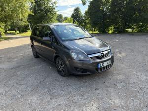 Zils Opel Zafira 2010 Saldus, ar dzinēja tilpumu 1.70 L un nobraukumu 375 tūkst. km par 1450 €, foto 3 vietnē AUTOMOTO.COM.LV