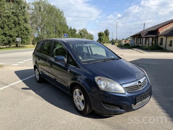 Zils Opel Zafira 2010 Ogre, ar dzinēja tilpumu 1.70 L un nobraukumu 264 tūkst. km par 3599 €, foto 1 vietnē AUTOMOTO.COM.LV