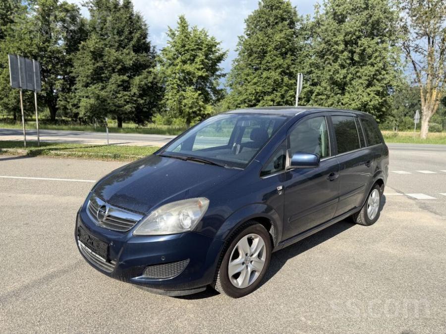 Blue Opel Zafira 2010 in Ogre, with an engine capacity of 1.70 L and mileage of 264 thousand km for 3599 €, photo 4 on AUTOMOTO.COM.LV