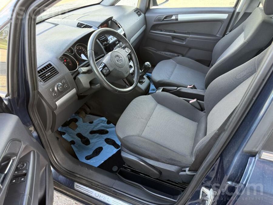 Blue Opel Zafira 2010 in Ogre, with an engine capacity of 1.70 L and mileage of 264 thousand km for 3599 €, photo 14 on AUTOMOTO.COM.LV