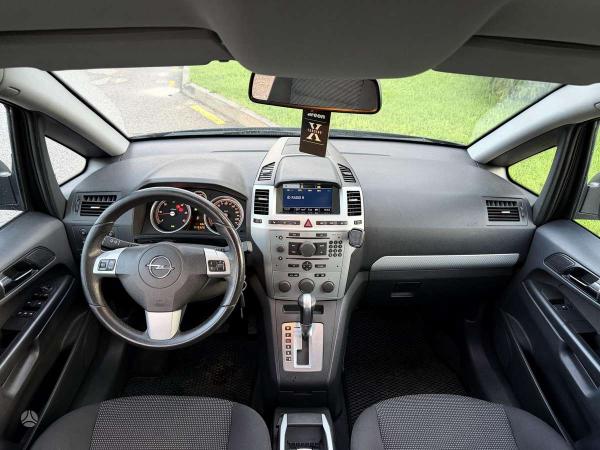 Опель Зафира 2010 в Каунас на AUTOMOTO.COM.LV Синий Опель Зафира 2010 в Каунас, объемом двигателя 1.91 л и пробегом 396 тыс. км за 2750 €, фото 6 на AUTOMOTO.COM.LV