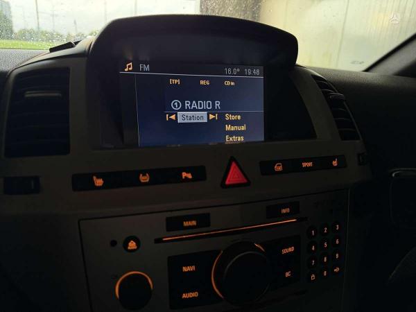 Опель Зафира 2010 в Каунас на AUTOMOTO.COM.LV Синий Опель Зафира 2010 в Каунас, объемом двигателя 1.91 л и пробегом 396 тыс. км за 2750 €, фото 10 на AUTOMOTO.COM.LV