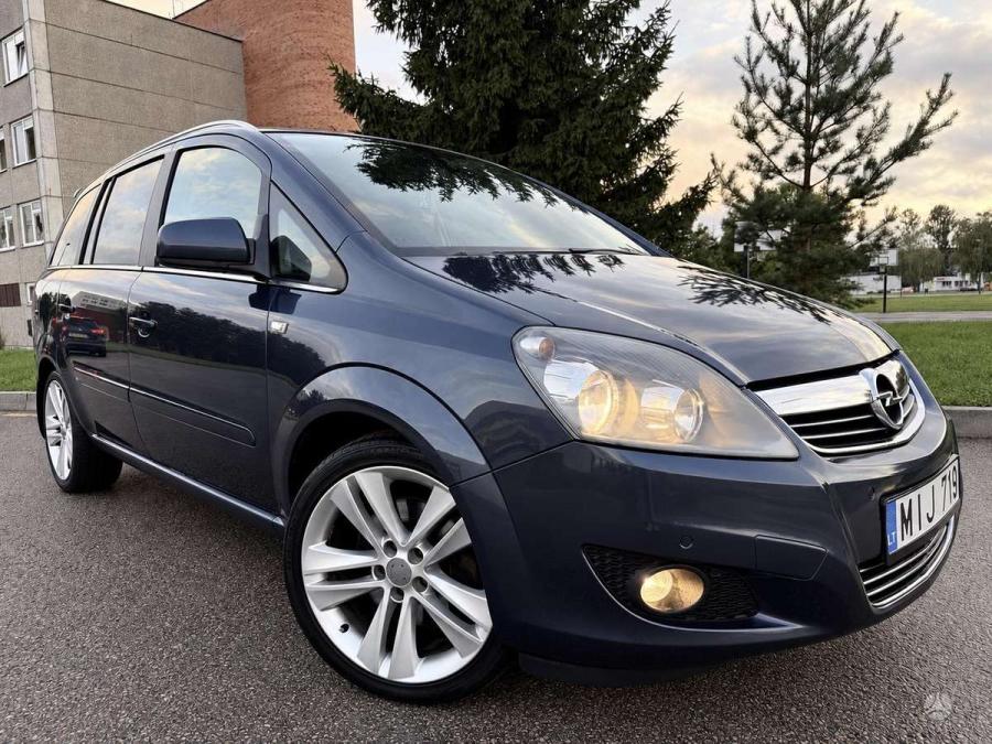 Zils Opel Zafira 2010 Kauņa, ar dzinēja tilpumu 1.91 L un nobraukumu 393 tūkst. km par 2750 €, foto 21 vietnē AUTOMOTO.COM.LV
