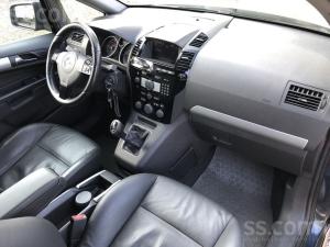 Zils Opel Zafira 2011 Valmiera, ar dzinēja tilpumu 1.70 L un nobraukumu 277 tūkst. km par 3790 €, foto 5 vietnē AUTOMOTO.COM.LV