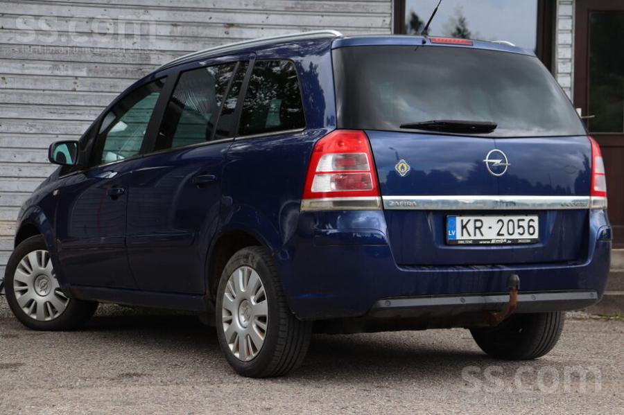 Zils Opel Zafira 2011 Valmiera, ar dzinēja tilpumu 1.60 L un nobraukumu 0 tūkst. km par 600 €, foto 5 vietnē AUTOMOTO.COM.LV