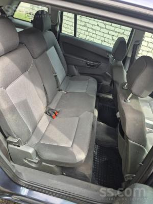 Zils Opel Zafira 2011 Rīga, ar dzinēja tilpumu 1.70 L un nobraukumu 341 tūkst. km par 2600 €, foto 17 vietnē AUTOMOTO.COM.LV