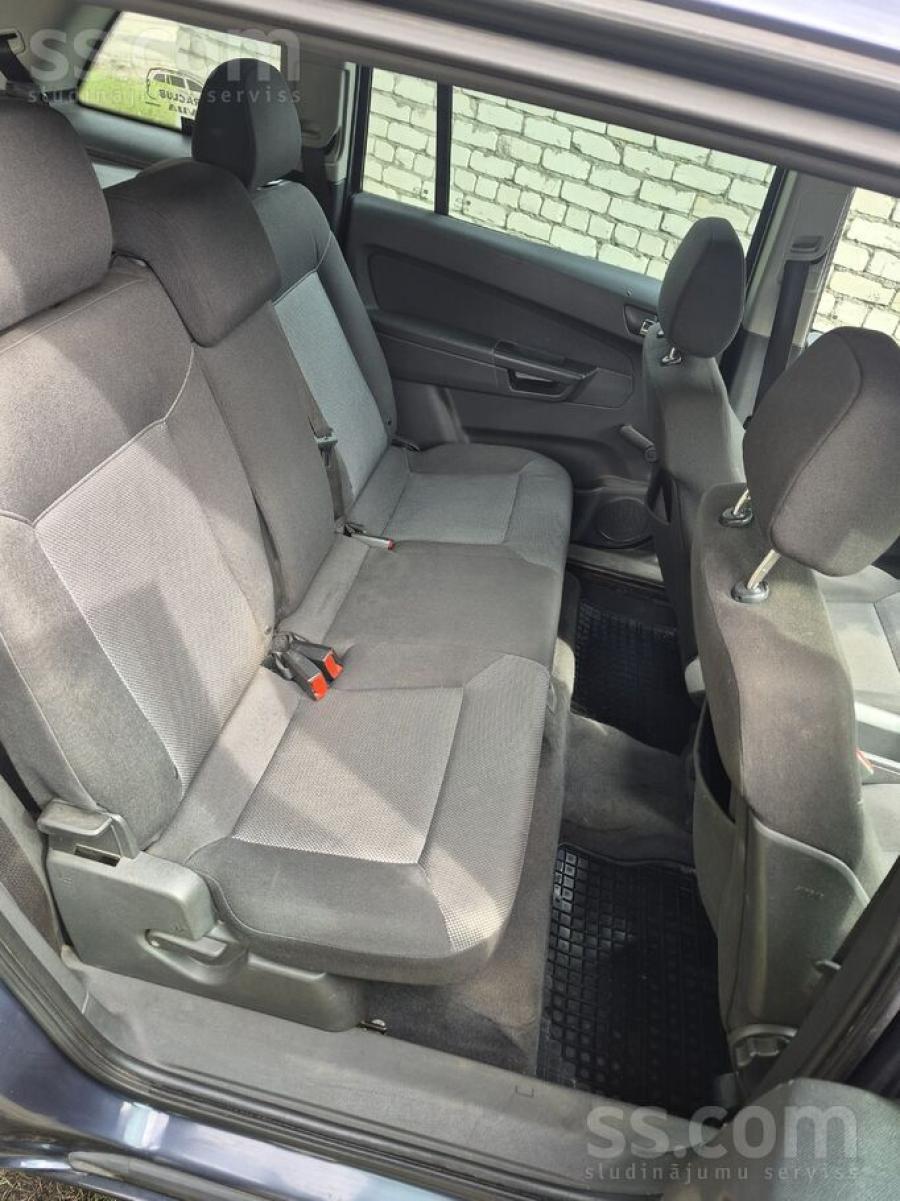 Zils Opel Zafira 2011 Rīga, ar dzinēja tilpumu 1.70 L un nobraukumu 341 tūkst. km par 2600 €, foto 17 vietnē AUTOMOTO.COM.LV