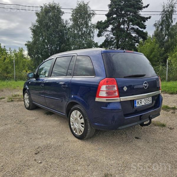 Синий Опель Зафира 2011 в Рига, объемом двигателя 1.60 л и пробегом 390 тыс. км за 2750 €, фото 4 на AUTOMOTO.COM.LV