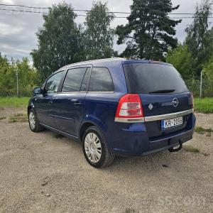 Blue Opel Zafira 2011 in Riga, with an engine capacity of 1.60 L and mileage of 390 thousand km for 2750 €, photo 5 on AUTOMOTO.COM.LV