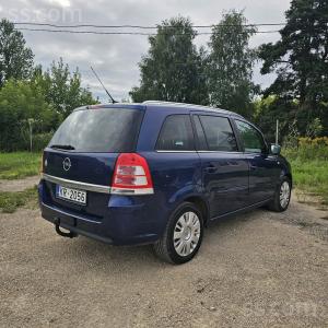 Blue Opel Zafira 2011 in Riga, with an engine capacity of 1.60 L and mileage of 390 thousand km for 2750 €, photo 7 on AUTOMOTO.COM.LV