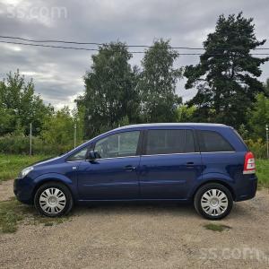 Blue Opel Zafira 2011 in Riga, with an engine capacity of 1.60 L and mileage of 390 thousand km for 2750 €, photo 9 on AUTOMOTO.COM.LV