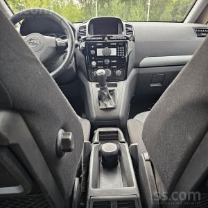 Blue Opel Zafira 2011 in Riga, with an engine capacity of 1.60 L and mileage of 390 thousand km for 2750 €, photo 12 on AUTOMOTO.COM.LV
