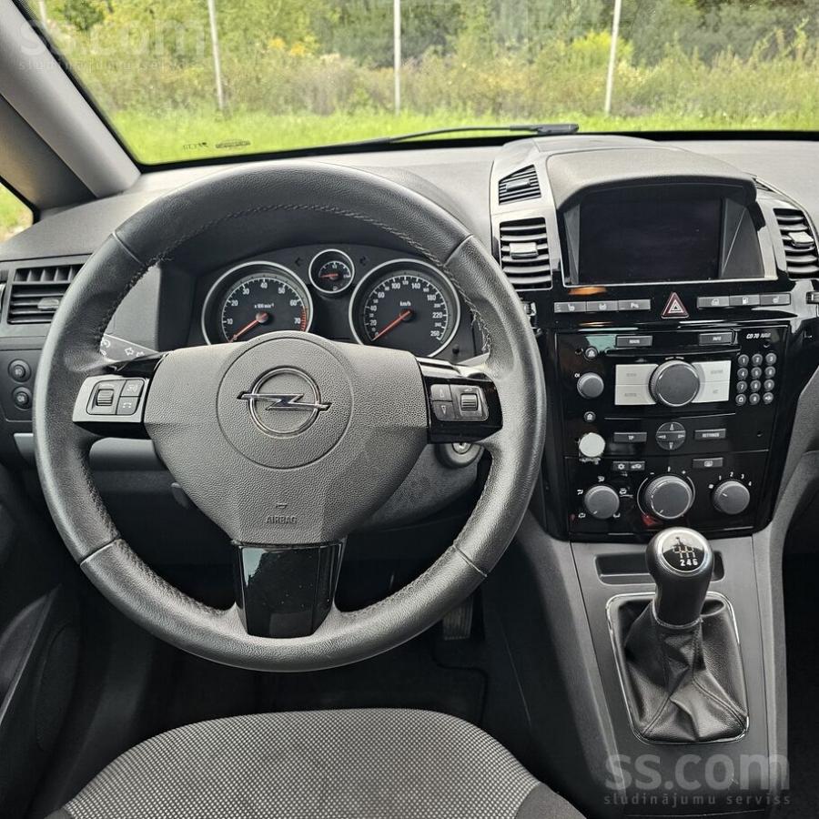 Blue Opel Zafira 2011 in Riga, with an engine capacity of 1.60 L and mileage of 390 thousand km for 2750 €, photo 14 on AUTOMOTO.COM.LV