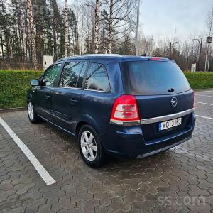 Blue Opel Zafira 2012 in Riga, with an engine capacity of 1.70 L and mileage of 370 thousand km for 2250 €, photo 6 on AUTOMOTO.COM.LV