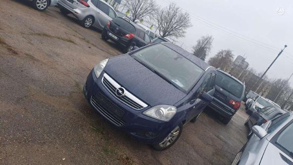 Blue Opel Zafira 2012 in Kedainiai, with an engine capacity of 1.70 L and mileage of 214 thousand km for 2950 €, photo 2 on AUTOMOTO.COM.LV