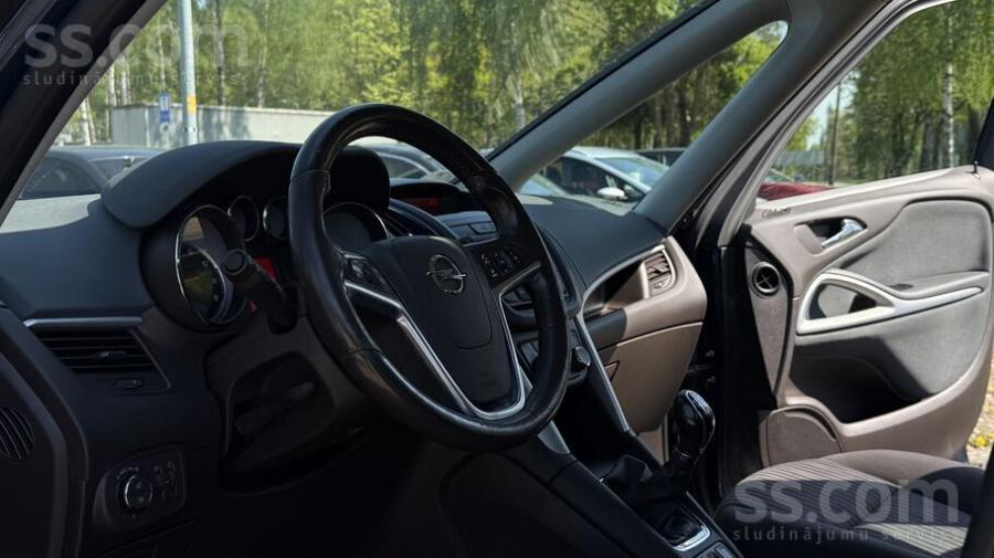 Zils Opel Zafira 2012 Jelgava, ar dzinēja tilpumu 1.40 L un nobraukumu 229 tūkst. km par 5490 €, foto 8 vietnē AUTOMOTO.COM.LV