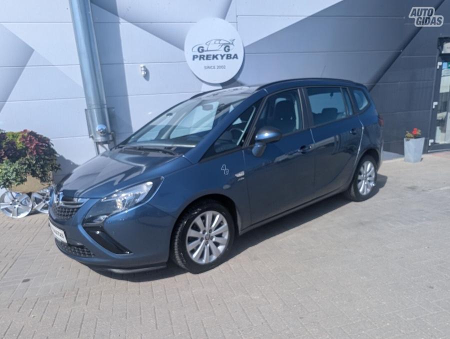 Blue Opel Zafira 2013 in Ramuciai, with an engine capacity of 1.40 L and mileage of 175 thousand km for 6450 €, photo 4 on AUTOMOTO.COM.LV