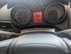 Blue Opel Zafira 2013 in Ramuciai, with an engine capacity of 1.40 L and mileage of 175 thousand km for 6450 €, photo 8 on AUTOMOTO.COM.LV