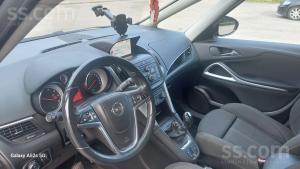 Zils Opel Zafira 2013 Ogre, ar dzinēja tilpumu 1.60 L un nobraukumu 321 tūkst. km par 5100 €, foto 6 vietnē AUTOMOTO.COM.LV
