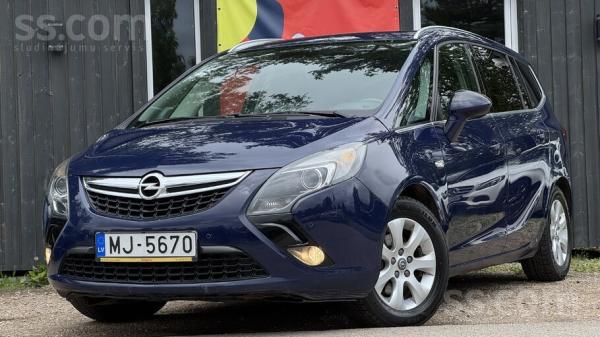 Blue Opel Zafira 2014 in Riga, with an engine capacity of 1.40 L and mileage of 320 thousand km for 4990 €, photo 1 on AUTOMOTO.COM.LV