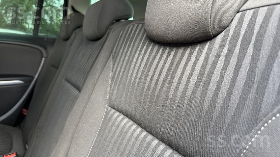 Zils Opel Zafira 2014 Rīga, ar dzinēja tilpumu 1.40 L un nobraukumu 320 tūkst. km par 4990 €, foto 12 vietnē AUTOMOTO.COM.LV