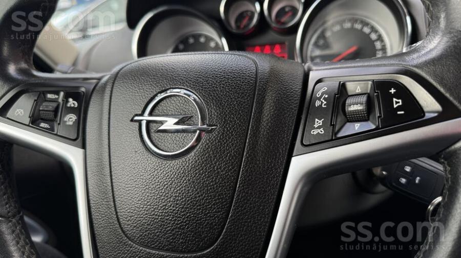 Zils Opel Zafira 2014 Rīga, ar dzinēja tilpumu 1.40 L un nobraukumu 320 tūkst. km par 4990 €, foto 16 vietnē AUTOMOTO.COM.LV