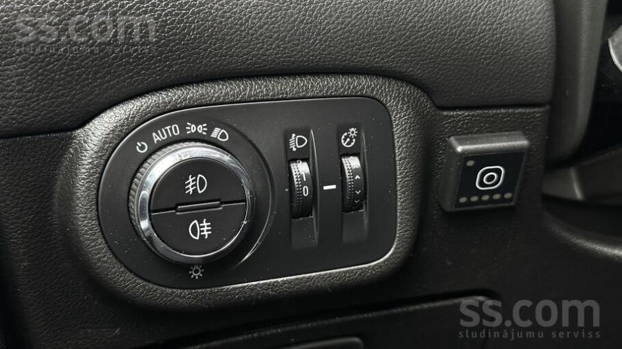 Zils Opel Zafira 2014 Rīga, ar dzinēja tilpumu 1.40 L un nobraukumu 320 tūkst. km par 4990 €, foto 19 vietnē AUTOMOTO.COM.LV