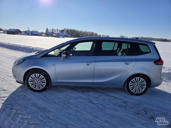 Blue Opel Zafira 2015 in Kaunas, with an engine capacity of 1.60 L and mileage of 256 thousand km for 5989 €, photo 6 on AUTOMOTO.COM.LV