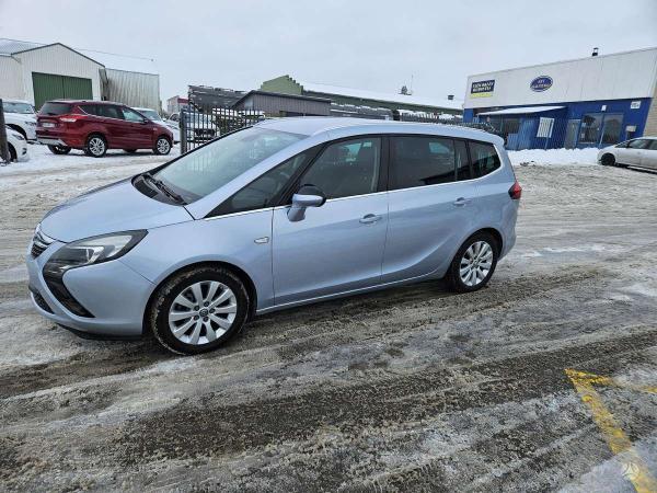 Zils Opel Zafira 2015 Tauragė, ar dzinēja tilpumu 1.60 L un nobraukumu 190 tūkst. km par 4800 €, foto 4 vietnē AUTOMOTO.COM.LV
