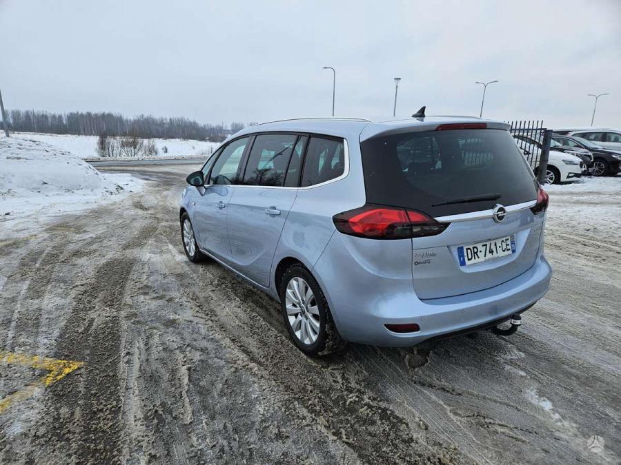 Zils Opel Zafira 2015 Tauragė, ar dzinēja tilpumu 1.60 L un nobraukumu 190 tūkst. km par 4800 €, foto 5 vietnē AUTOMOTO.COM.LV