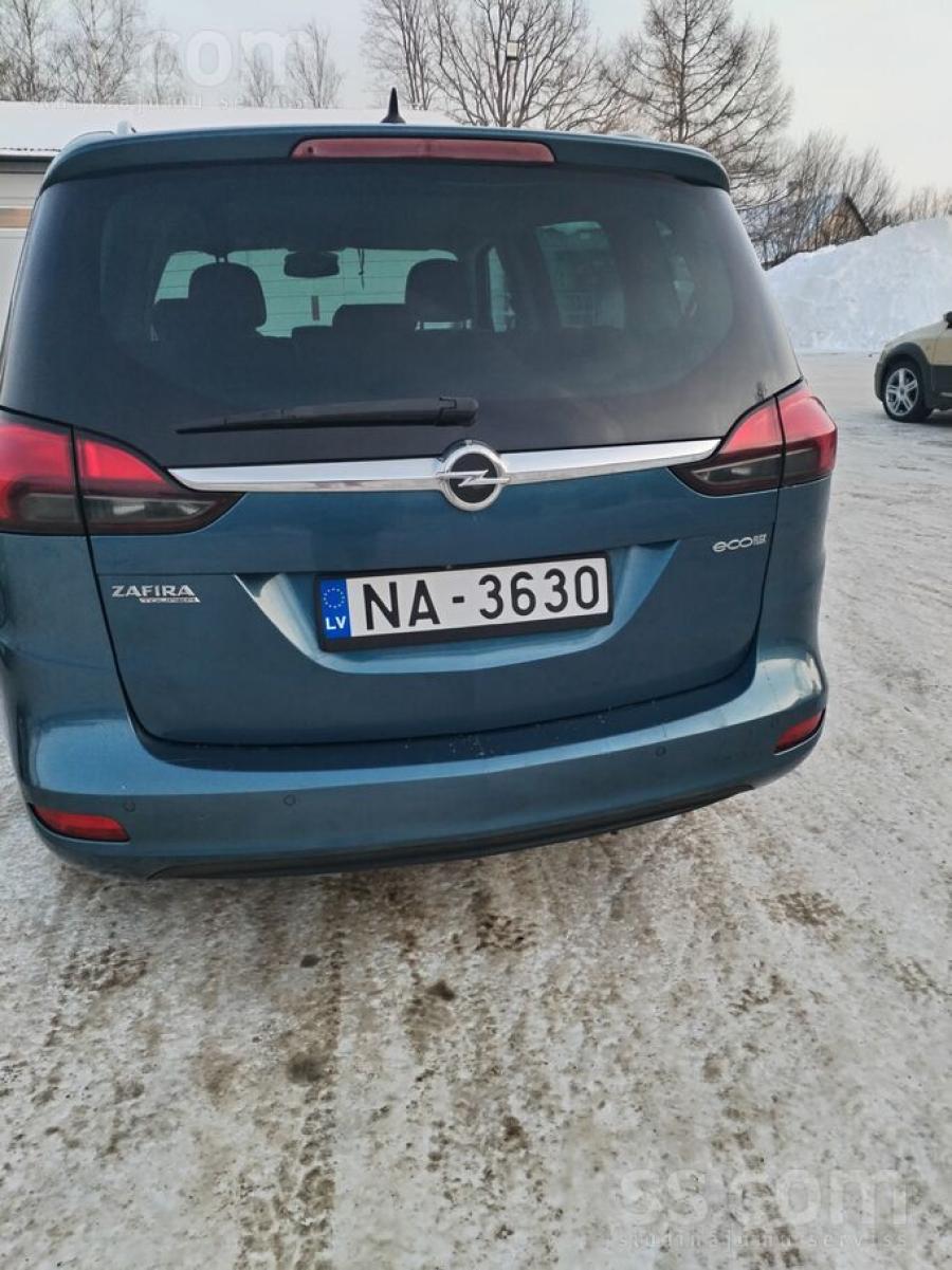 Zils Opel Zafira 2015 Alūksne, ar dzinēja tilpumu 1.60 L un nobraukumu 236 tūkst. km par 5550 €, foto 5 vietnē AUTOMOTO.COM.LV