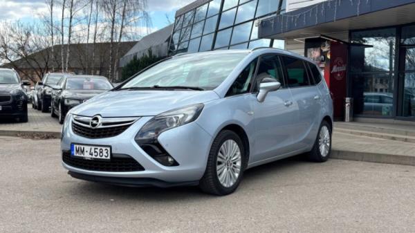 Zils Opel Zafira 2015 Rīga, ar dzinēja tilpumu 1.60 L un nobraukumu 202 tūkst. km par 6395 €, foto 1 vietnē AUTOMOTO.COM.LV