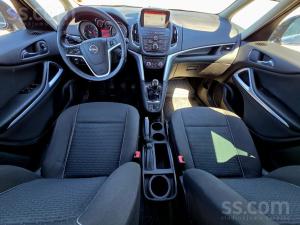 Zils Opel Zafira 2015 Rīga, ar dzinēja tilpumu 1.60 L un nobraukumu 265 tūkst. km par 3700 €, foto 6 vietnē AUTOMOTO.COM.LV