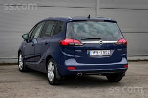 Blue Opel Zafira 2016 in Riga, with an engine capacity of 2.00 L and mileage of 0 thousand km for 6943 €, photo 6 on AUTOMOTO.COM.LV